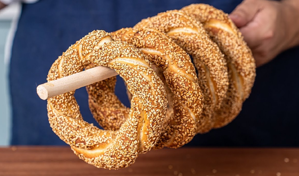 Най-накрая и аз направих прословутите ОХРИДСКИ ГЕВРЕЦИ - целите в сусам ...